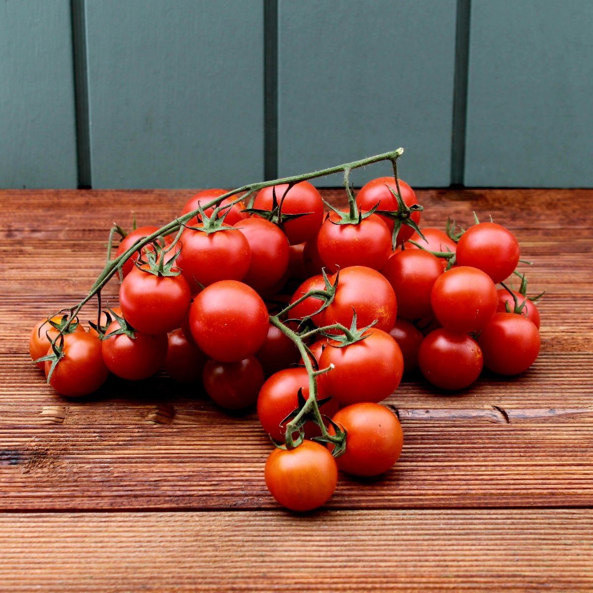 Cherrytomater på stilk, 500gr - Tomater - Torvegrønt.dk